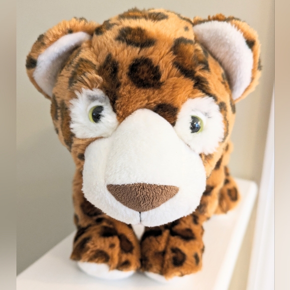 kohl's cares | Toys | Kohls Cares Eric Carle Leopardcheetah Plush ...